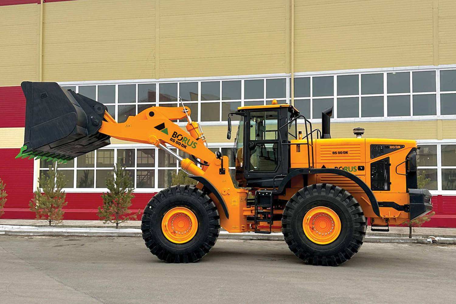 Фронтальный погрузчик Borus BS80-DK: купить по цене производителя ...